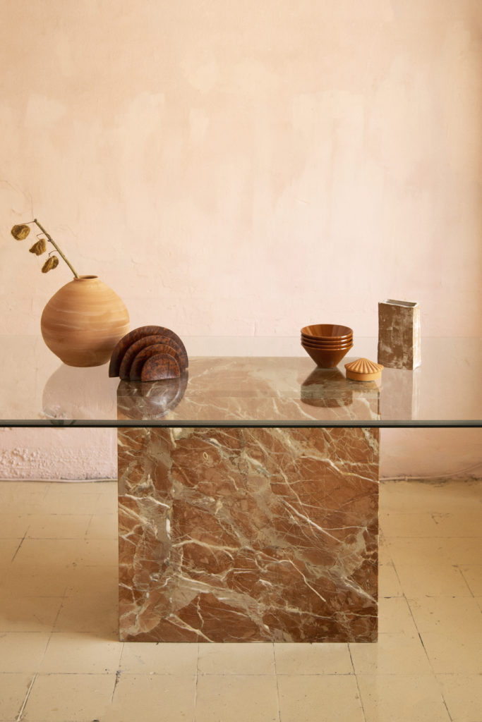 CAPITELLO Dining table — Les Eines