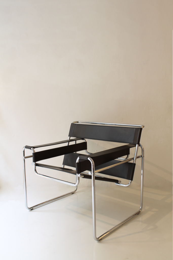 WASSILY CHAIR IN DARK CHOCOLATE LEATHER — Les Eines