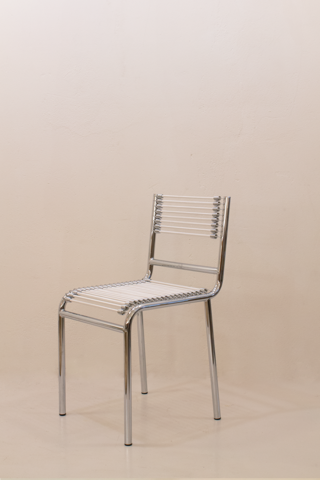SANDOWS CHAIR in WHITE — Les Eines
